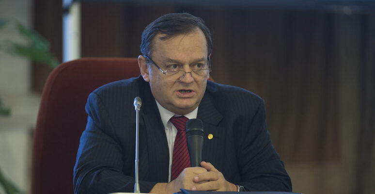 Ziua Mondială de luptă împotriva AVC, în Senatul României. Concluziile ...